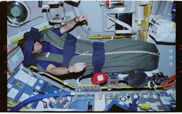 How do Astronauts Sleep? - Thoracic and Sleep Group Queensland